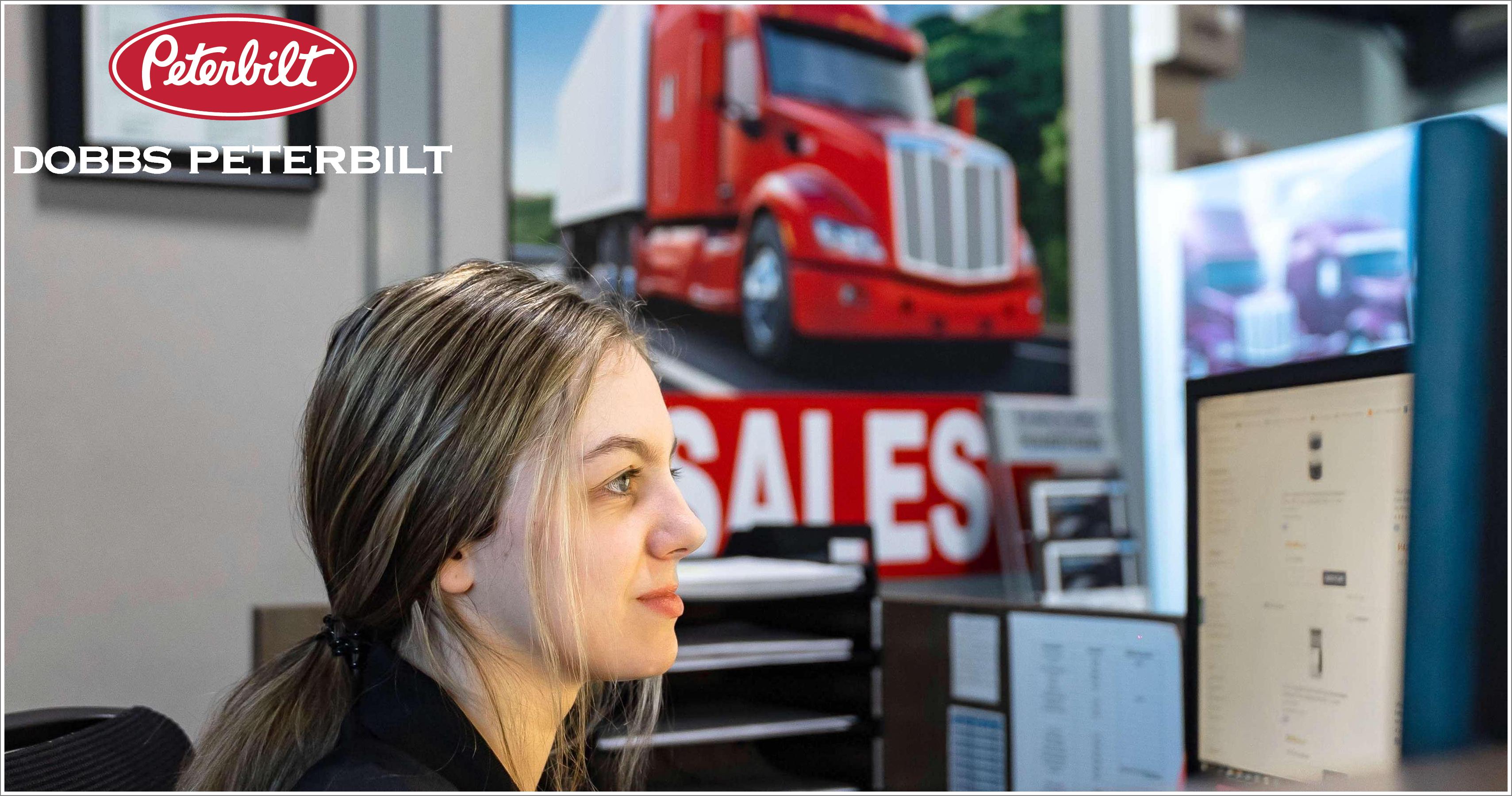 AR Solutions Specialist-Dobbs Peterbilt-Corporate - Sumner